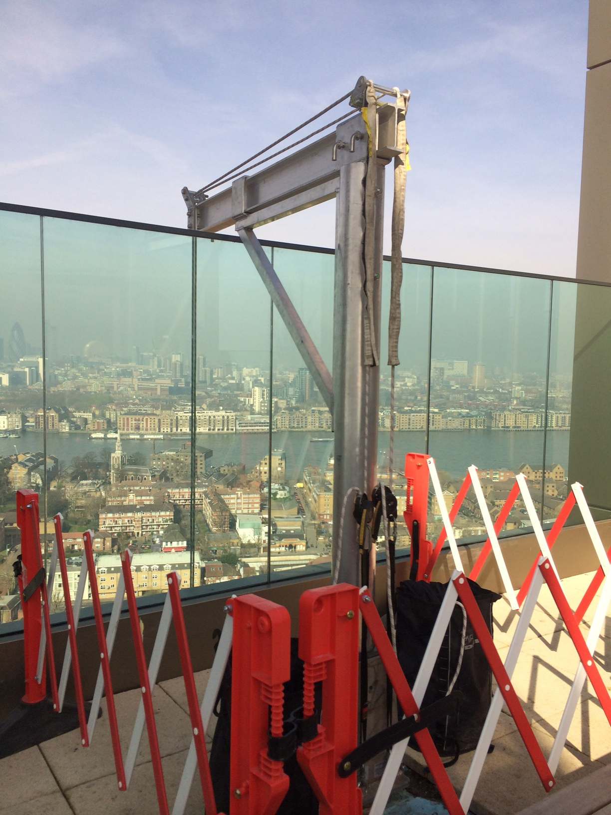 PowerSeat® Used by Window Cleaners for London 14-Story Building ...
