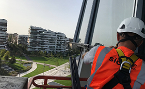 R27 Long Span Access Rail installed on the Zaha Hadid Tower, Milan ...