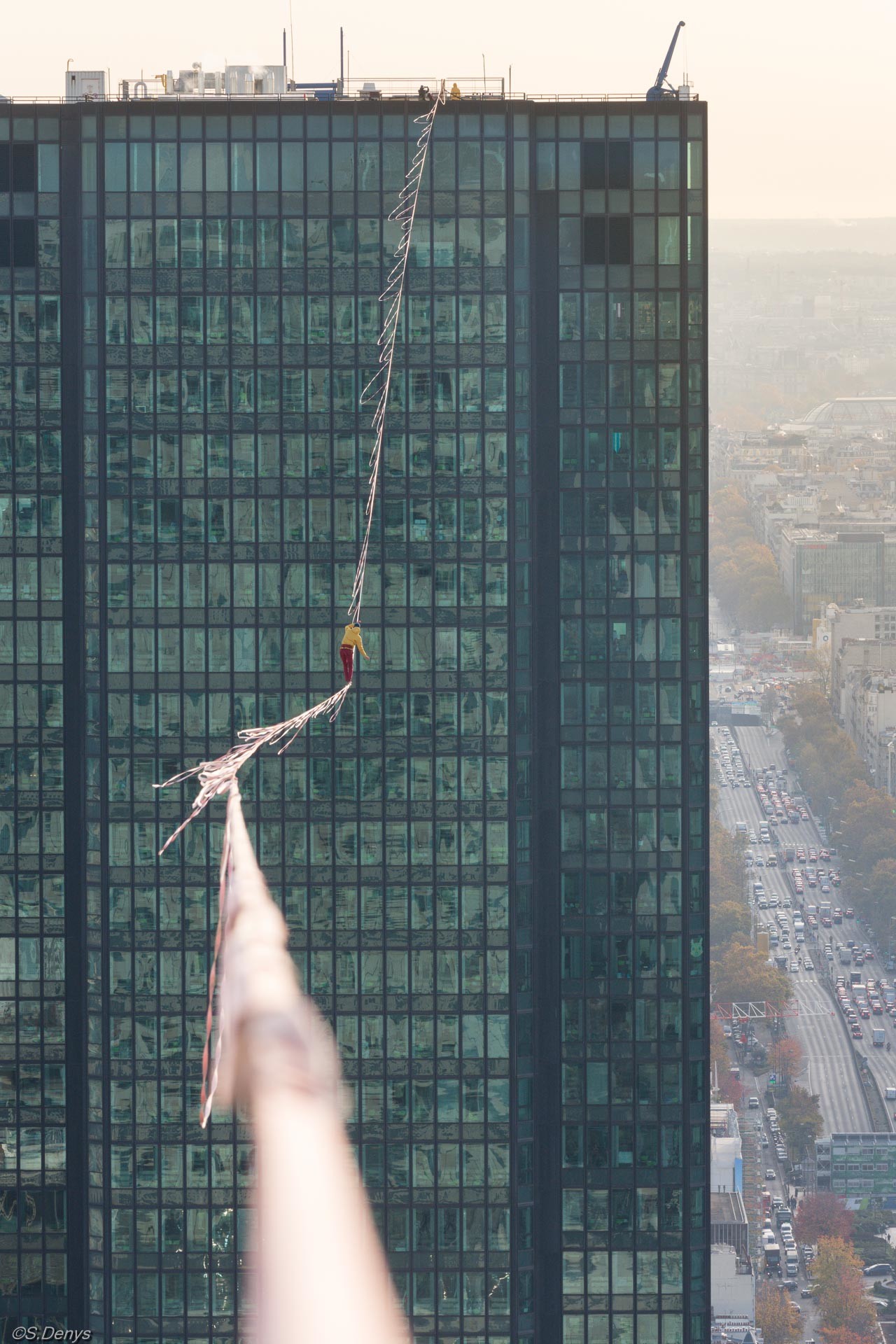 Highline Challenge with Helping Hand from Harken Safety & Rescue