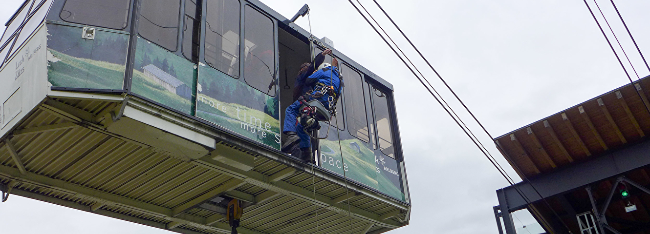 Ski lift company uses gas-operated PowerSeat® ascender to enhance ...